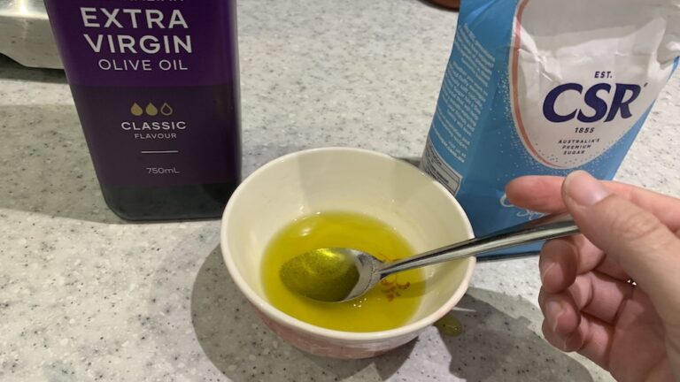 Does Sugar Dissolve in Oil? | 4 Tips to Make it Work - Eco Family Life